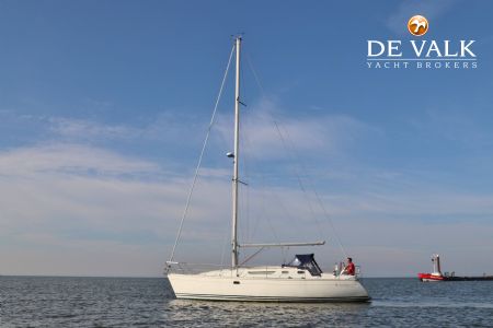 JEANNEAU 36.2 sailing yacht for sale | De Valk Yacht broker