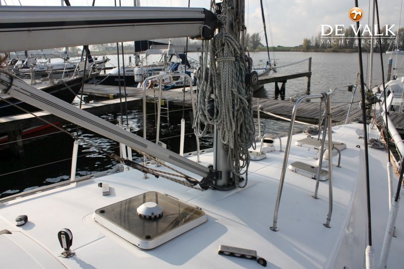 JEANNEAU SUN LEGENDE 41 sailing yacht for sale | De Valk Yacht Brokers