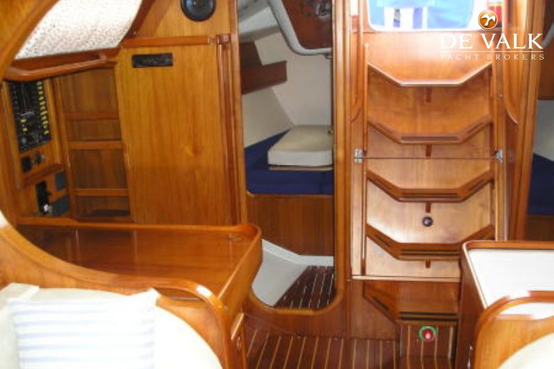 JEANNEAU SUN LEGENDE 41 sailing yacht for sale | De Valk Yacht Brokers