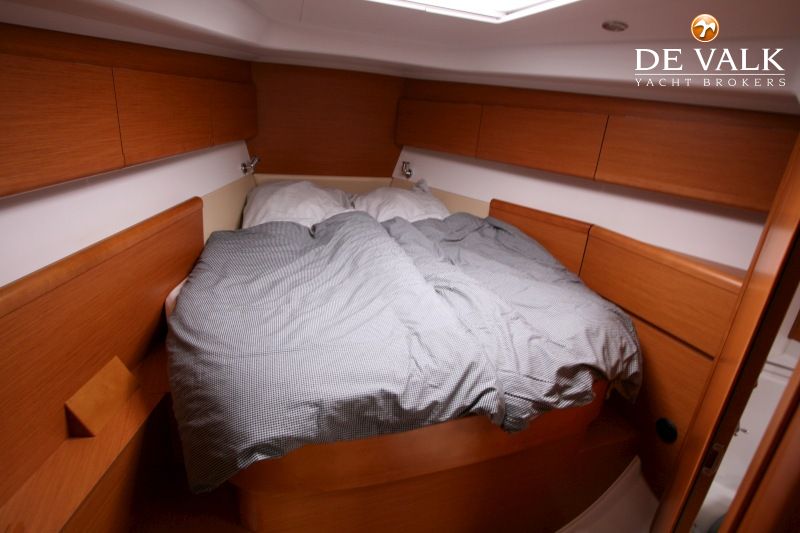 JEANNEAU SUN ODYSSEY 45 DS sailing yacht for sale | De Valk Yacht Brokers