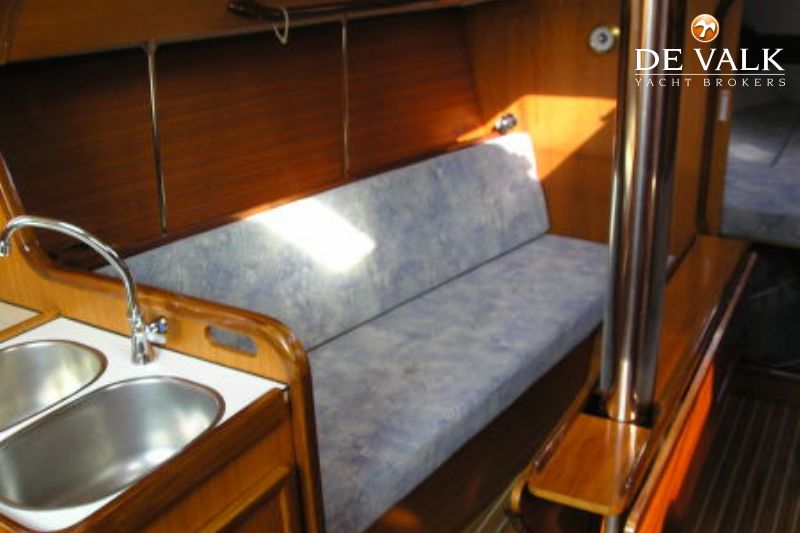 JEANNEAU SUN RISE 35 sailing yacht for sale | De Valk Yacht Brokers