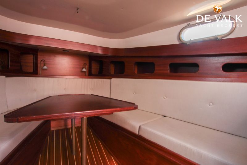 LINGE VLET 950 motor yacht for sale | De Valk Yacht Brokers