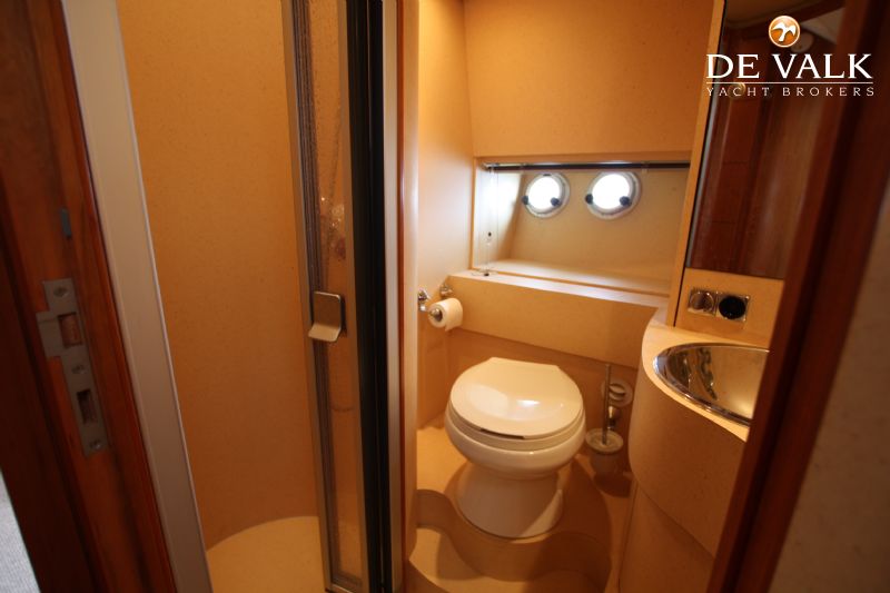 LINSSEN 45 DS VARIOTOP motor yacht for sale | De Valk Yacht Brokers