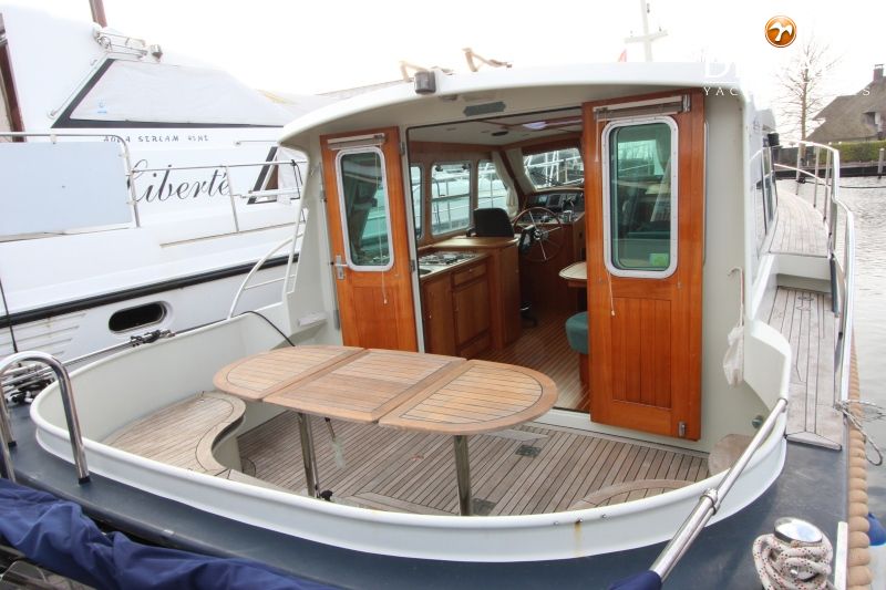 LINSSEN GRAND STURDY 38 SED motor yacht for sale | De Valk Yacht Brokers