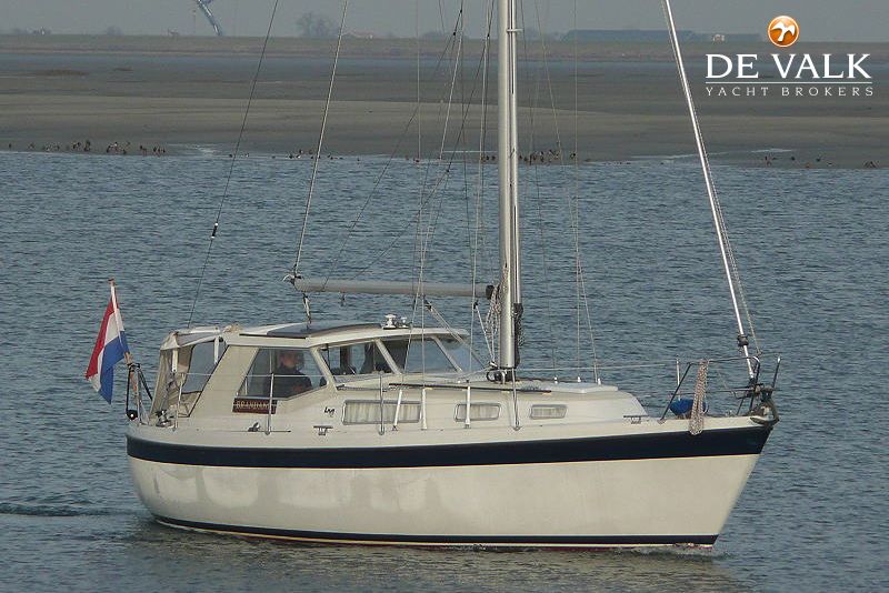 LM 32 sailing yacht for sale | De Valk Yacht Brokers