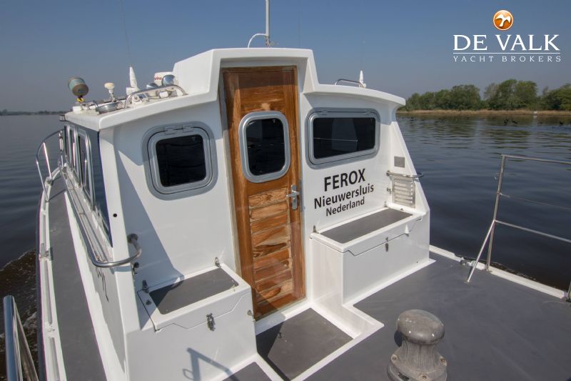 LOCHIN 33 motor yacht for sale | De Valk Yacht Brokers