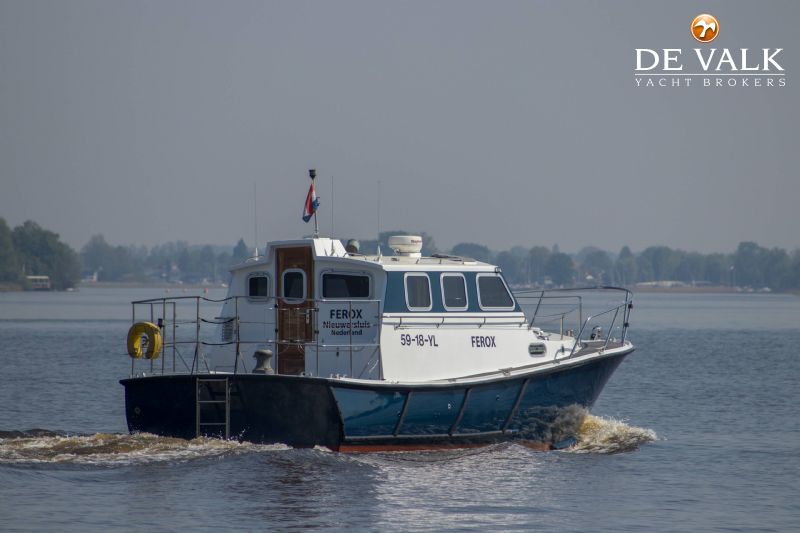 LOCHIN 33 motor yacht for sale | De Valk Yacht Brokers