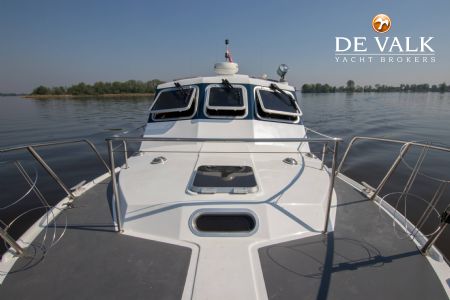 LOCHIN 33 motor yacht for sale | De Valk Yacht broker