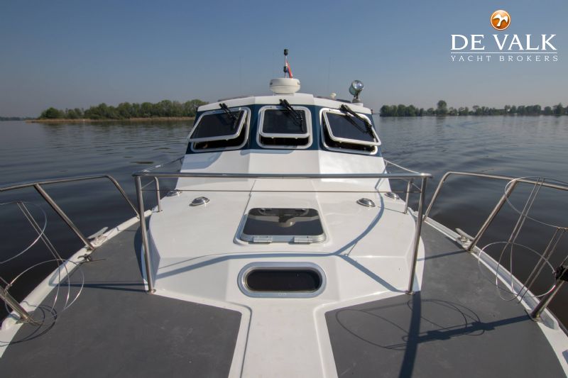 LOCHIN 33 motor yacht for sale | De Valk Yacht Brokers