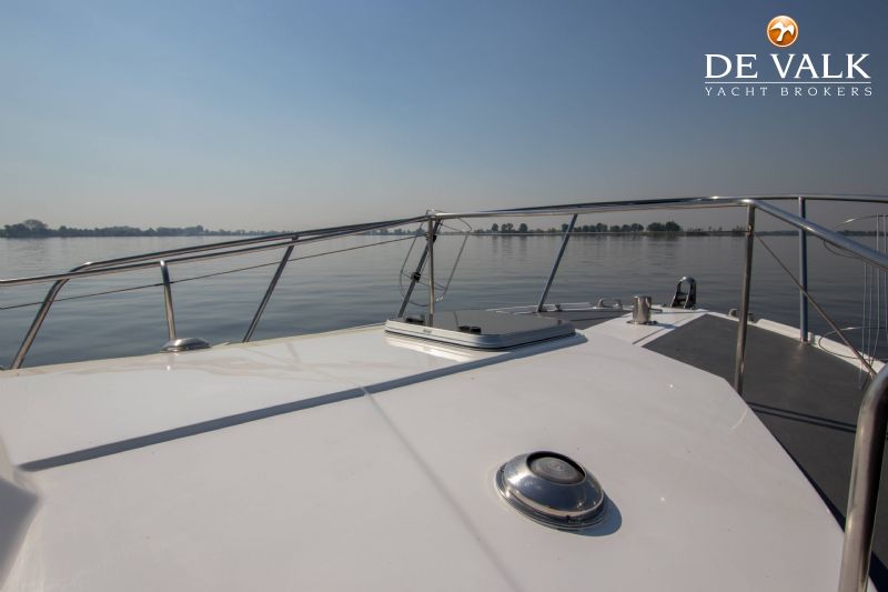 LOCHIN 33 motor yacht for sale | De Valk Yacht Brokers