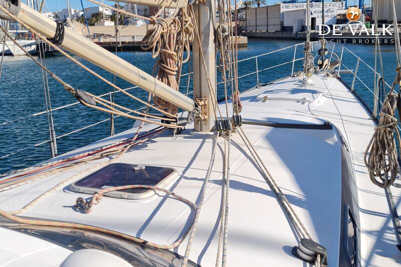 MACGREGOR 65 PILOTHOUSE sailing yacht for sale | De Valk Yacht broker