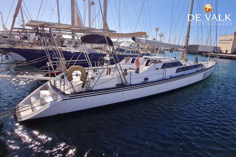 MACGREGOR 65 PILOTHOUSE sailing yacht for sale | De Valk Yacht broker