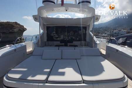 MANGUSTA 92 motor yacht for sale | De Valk Yacht broker