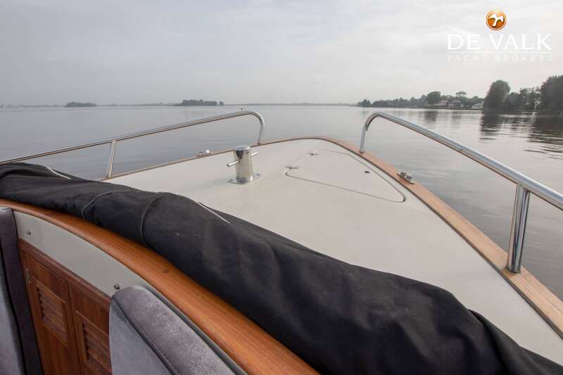 MARIL 880 OPEN motor yacht for sale | De Valk Yacht broker