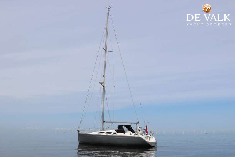 MAXI 1050 sailing yacht for sale | De Valk Yacht broker