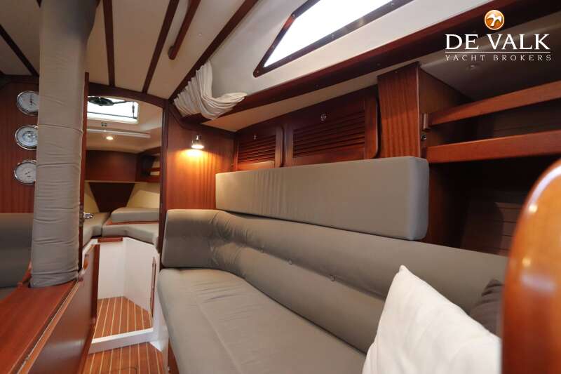 MAXI 1050 sailing yacht for sale | De Valk Yacht broker