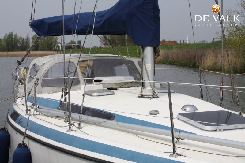 MAXI 108 sailing yacht for sale | De Valk Yacht Brokers