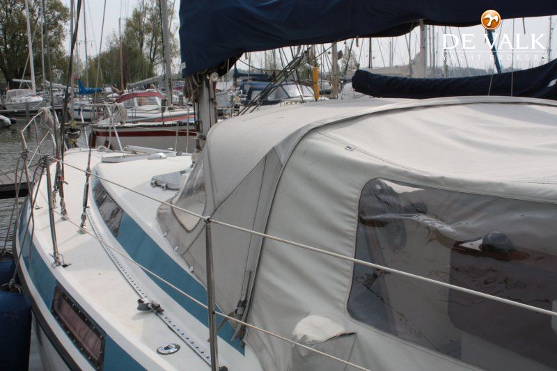 MAXI 108 sailing yacht for sale | De Valk Yacht Brokers