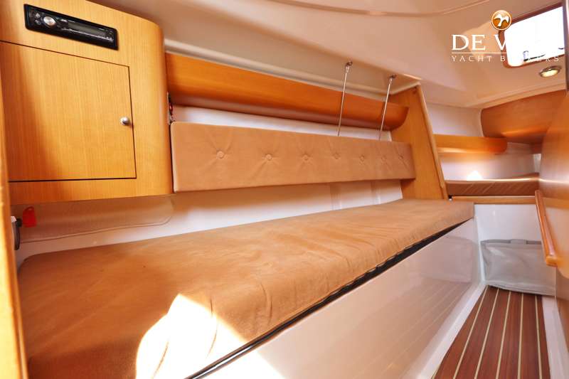 MAXUS 24 sailing yacht for sale | De Valk Yacht broker