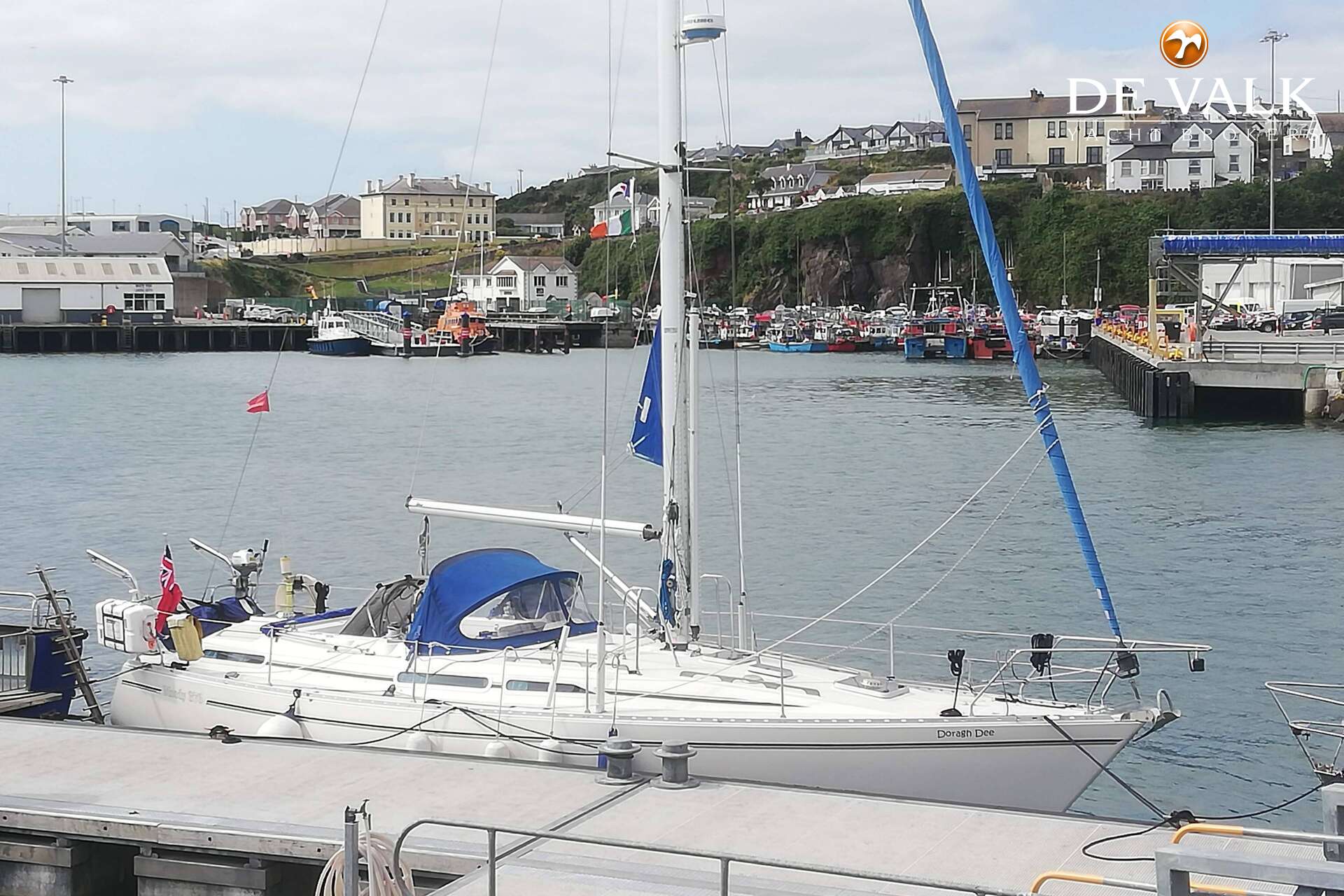 MOODY 376 sailing yacht for sale | De Valk Yacht broker