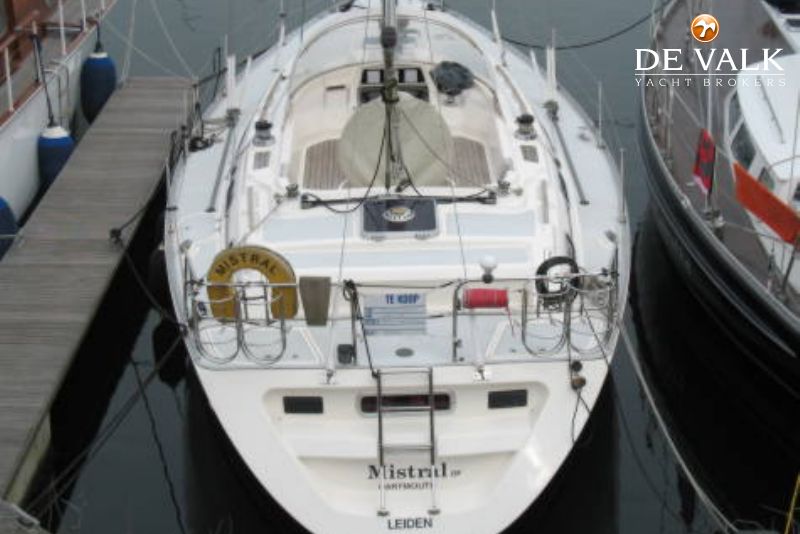 MOODY 38 CC sailing yacht for sale | De Valk Yacht Brokers