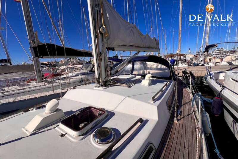 MOODY 40 sailing yacht for sale | De Valk Yacht broker