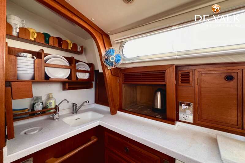 MOODY 40 sailing yacht for sale | De Valk Yacht broker