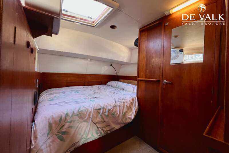 MOODY 40 sailing yacht for sale | De Valk Yacht broker