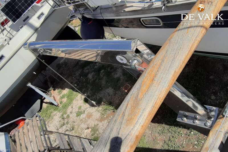 MOODY 44 sailing yacht for sale | De Valk Yacht broker