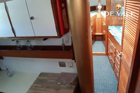 MOODY 44 sailing yacht for sale | De Valk Yacht broker