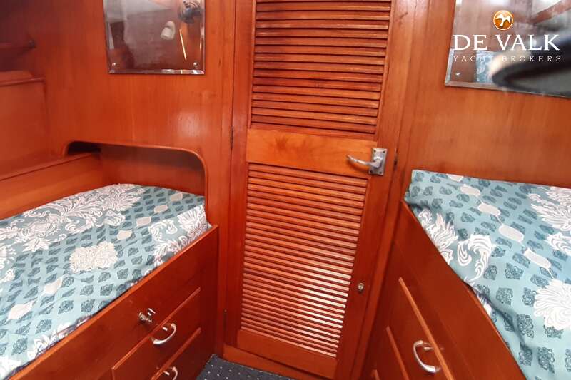 MOODY 44 sailing yacht for sale | De Valk Yacht broker