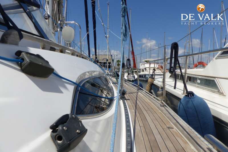 MOODY 49 sailing yacht for sale | De Valk Yacht broker