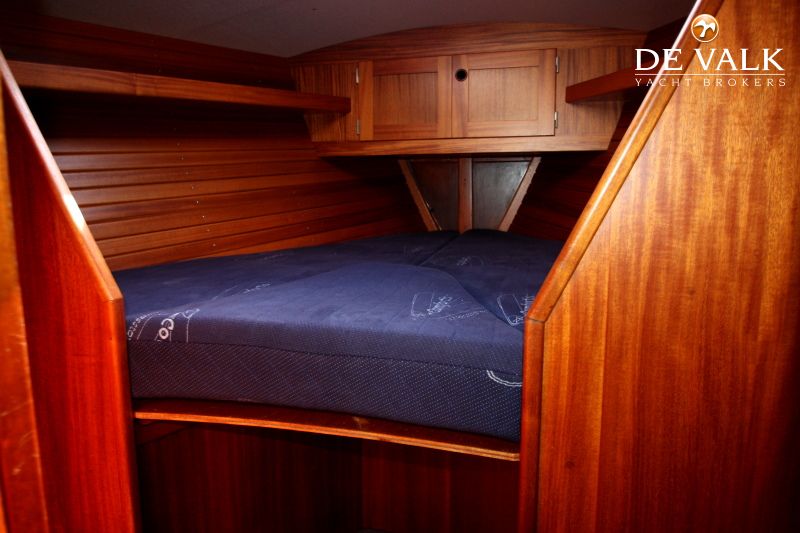 NAJAD 320 sailing yacht for sale | De Valk Yacht Brokers