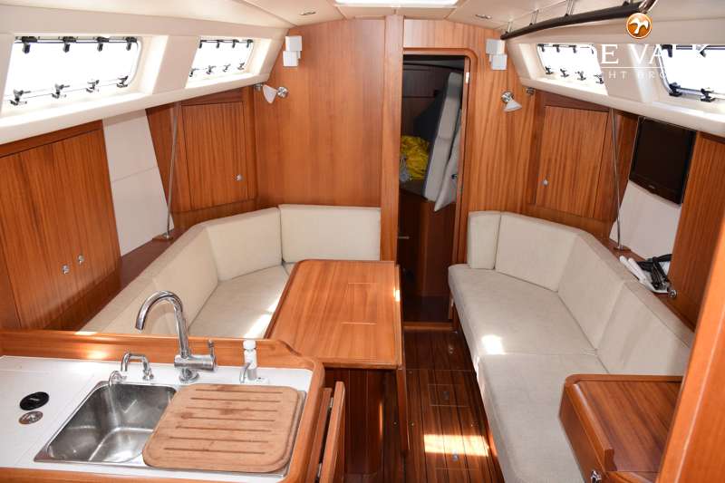 NAJAD 355 sailing yacht for sale | De Valk Yacht broker