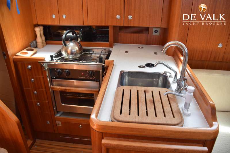 NAJAD 355 sailing yacht for sale | De Valk Yacht broker