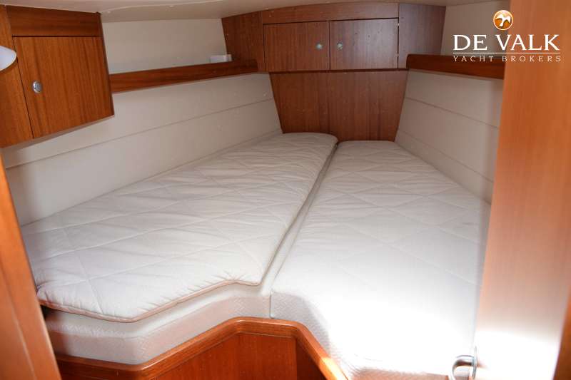 NAJAD 355 sailing yacht for sale | De Valk Yacht broker