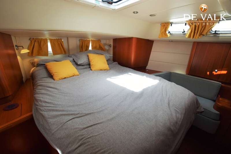 NAJAD 405 sailing yacht for sale | De Valk Yacht broker