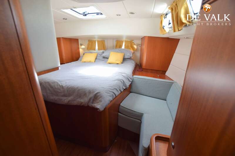 NAJAD 405 sailing yacht for sale | De Valk Yacht broker