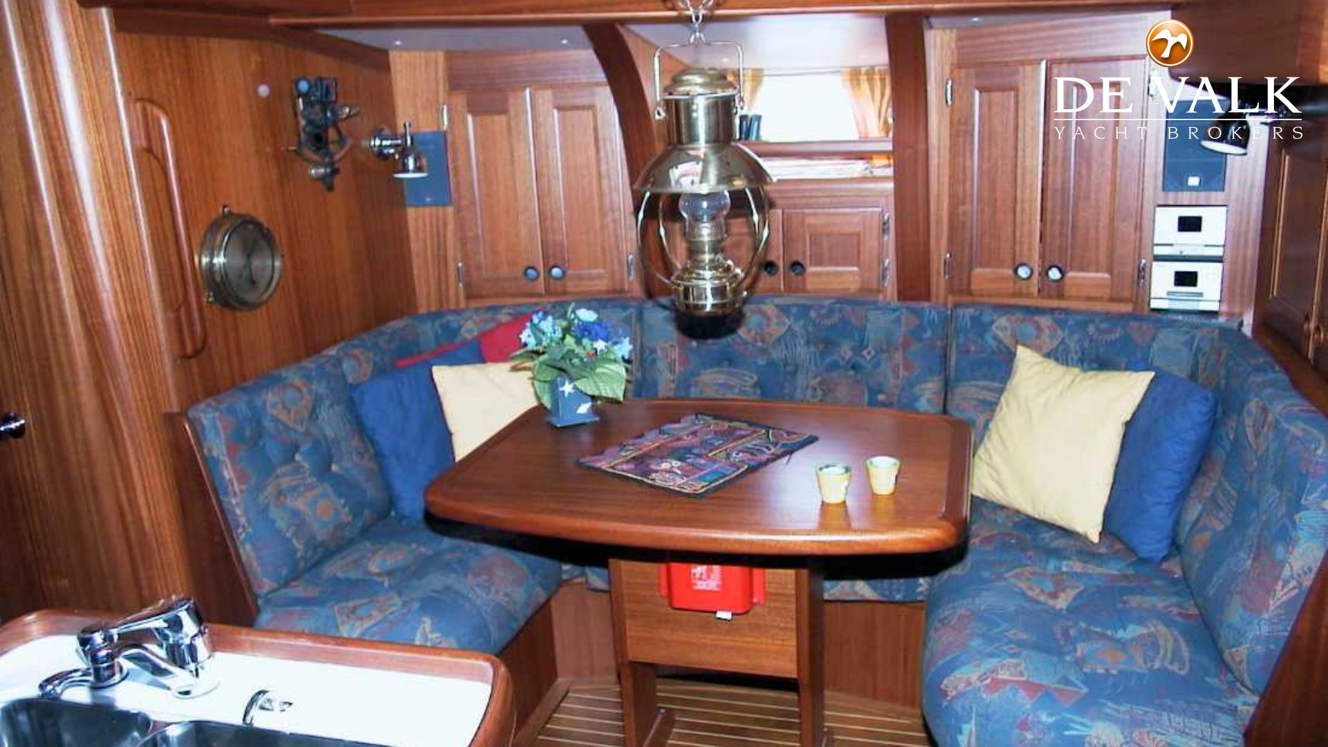 NAJAD 520 DS** sailing yacht for sale | De Valk Yacht broker