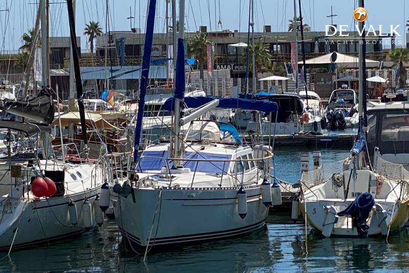 NAUTICAT 321 sailing yacht for sale | De Valk Yacht broker