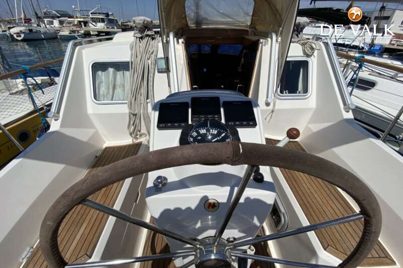 NAUTICAT 321 sailing yacht for sale | De Valk Yacht broker