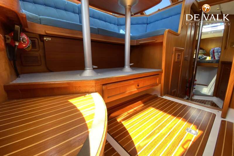 NAUTICAT 321 sailing yacht for sale | De Valk Yacht broker