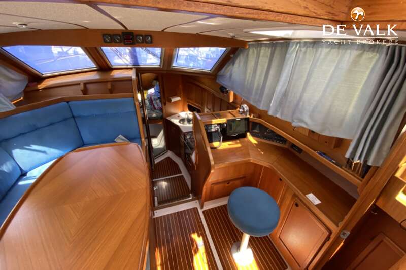 NAUTICAT 321 sailing yacht for sale | De Valk Yacht broker