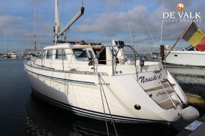 NAUTICAT 321 motorsailer for sale | De Valk Yacht Brokers