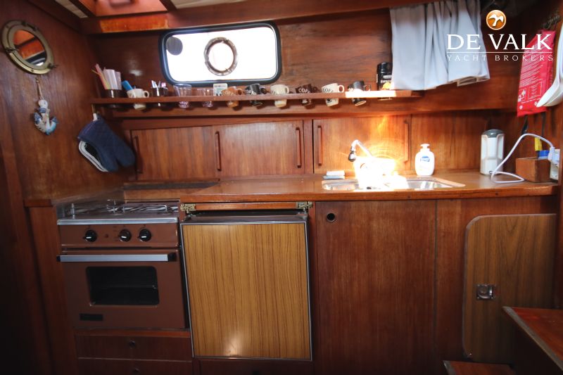 NAUTICAT 33 motorsailer for sale | De Valk Yacht Brokers