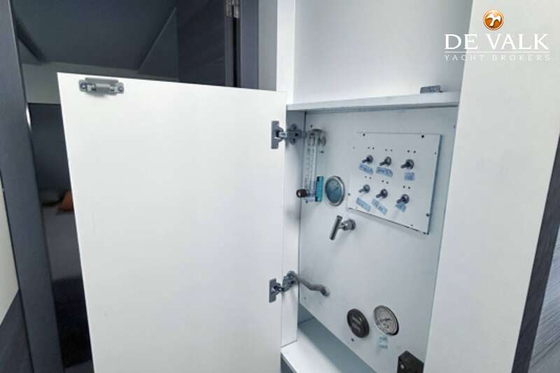 NAUTITECH OPEN 40 catamaran sailingyacht for sale | De Valk Yacht broker