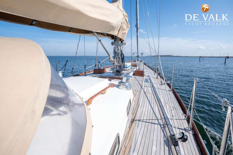 NAUTOR SWAN 43 sailing yacht for sale | De Valk Yacht broker