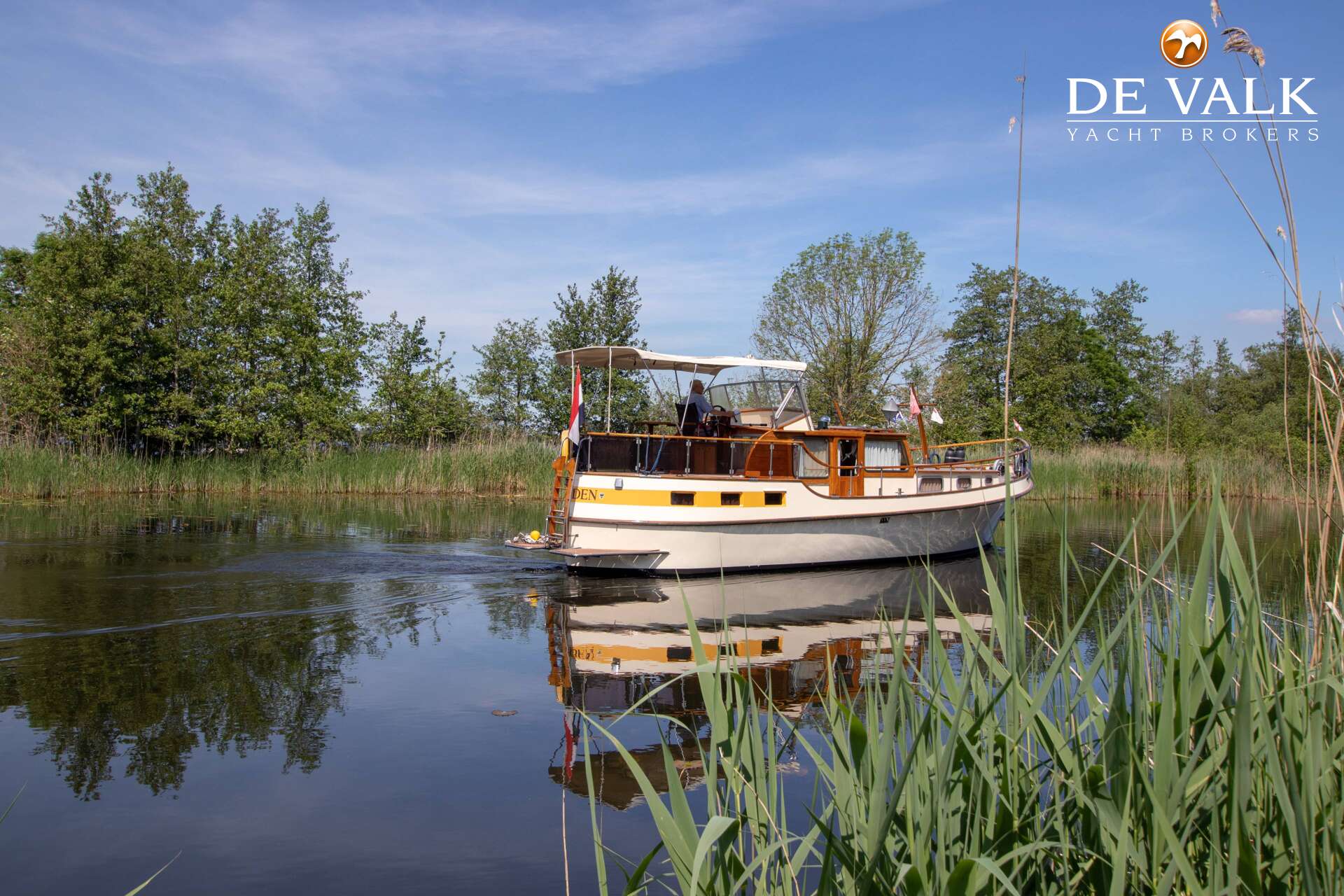 NEPTUNUS 107 motor yacht for sale | De Valk Yacht broker