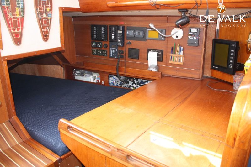 NICHOLSON 43 sailing yacht for sale | De Valk Yacht Brokers