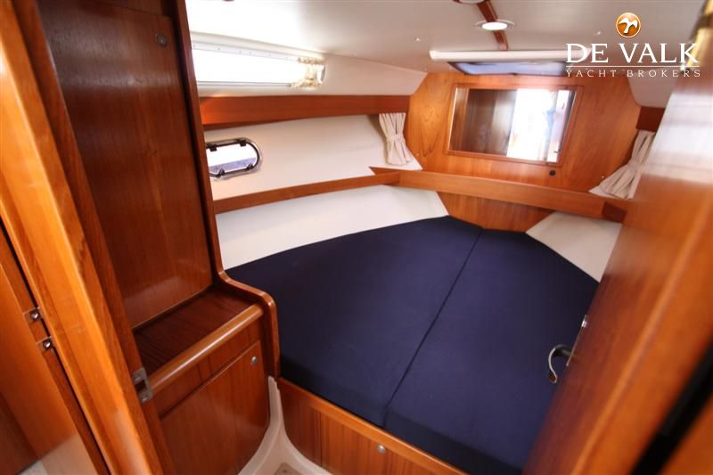 NIMBUS 310 COUPE motor yacht for sale | De Valk Yacht Brokers
